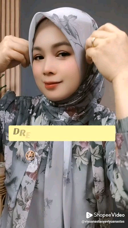 dress yang lagi viral Lyodra dress ukuran all size bisa di pakai BB 46_85 kg.bahan seruty ...